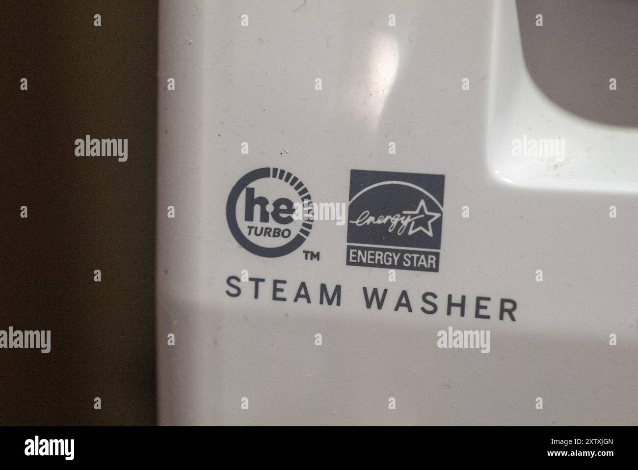 High efficiency washer hi-res stock photography and images - Alamy
