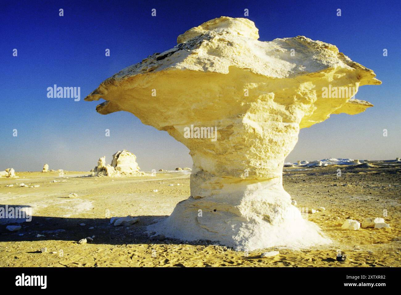 Rock formation in the White Desert, Egypt, White Desert, Egypt, Africa ...