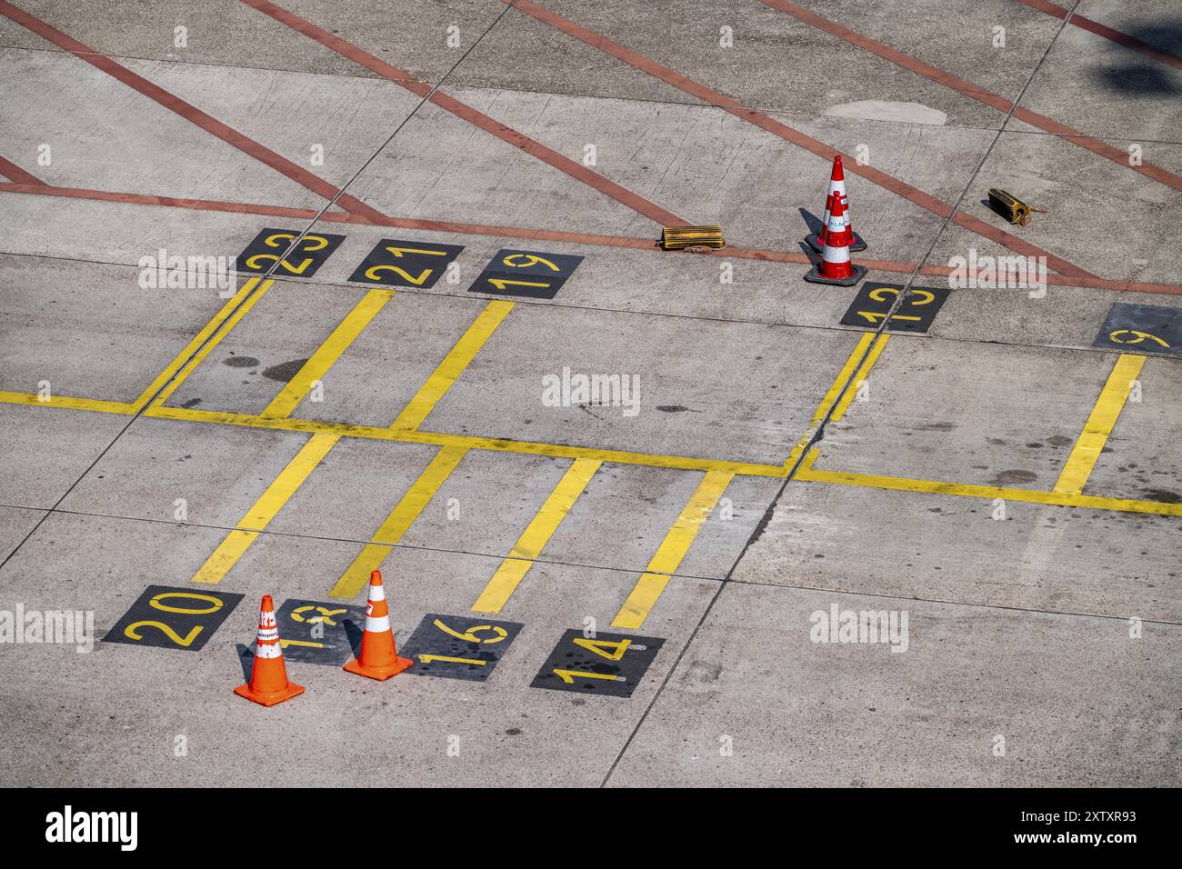 Blocks ramp hi-res stock photography and images - Alamy