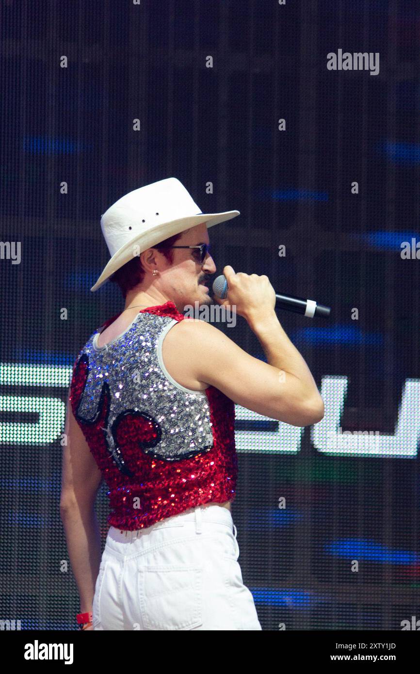 Tom aspaul hi-res stock photography and images - Alamy