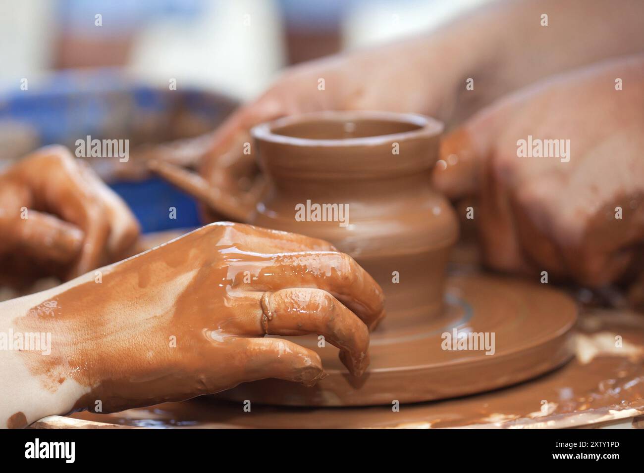 Artisan pottery handicraft hi-res stock photography and images - Alamy