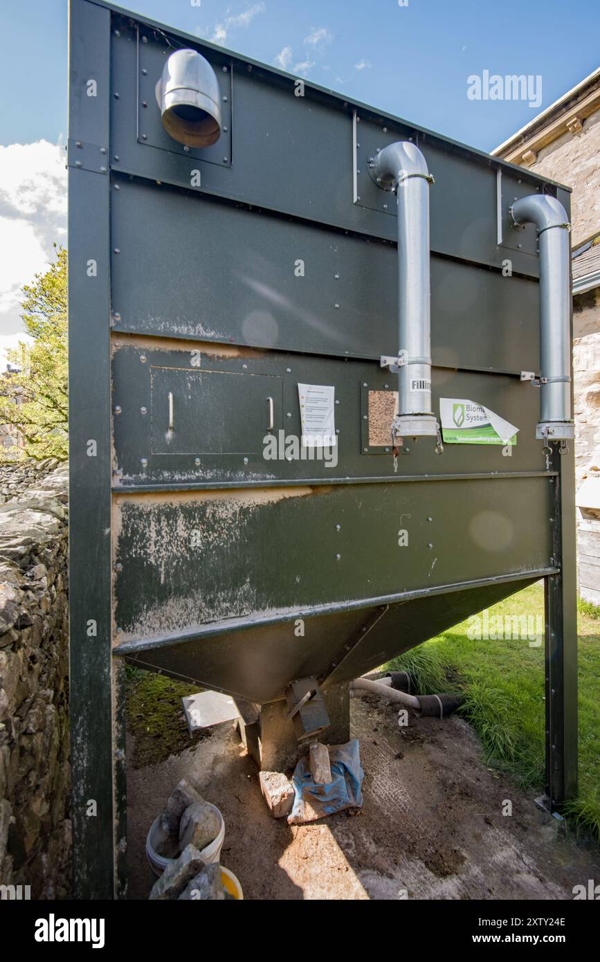 Biomass silo hi-res stock photography and images - Alamy