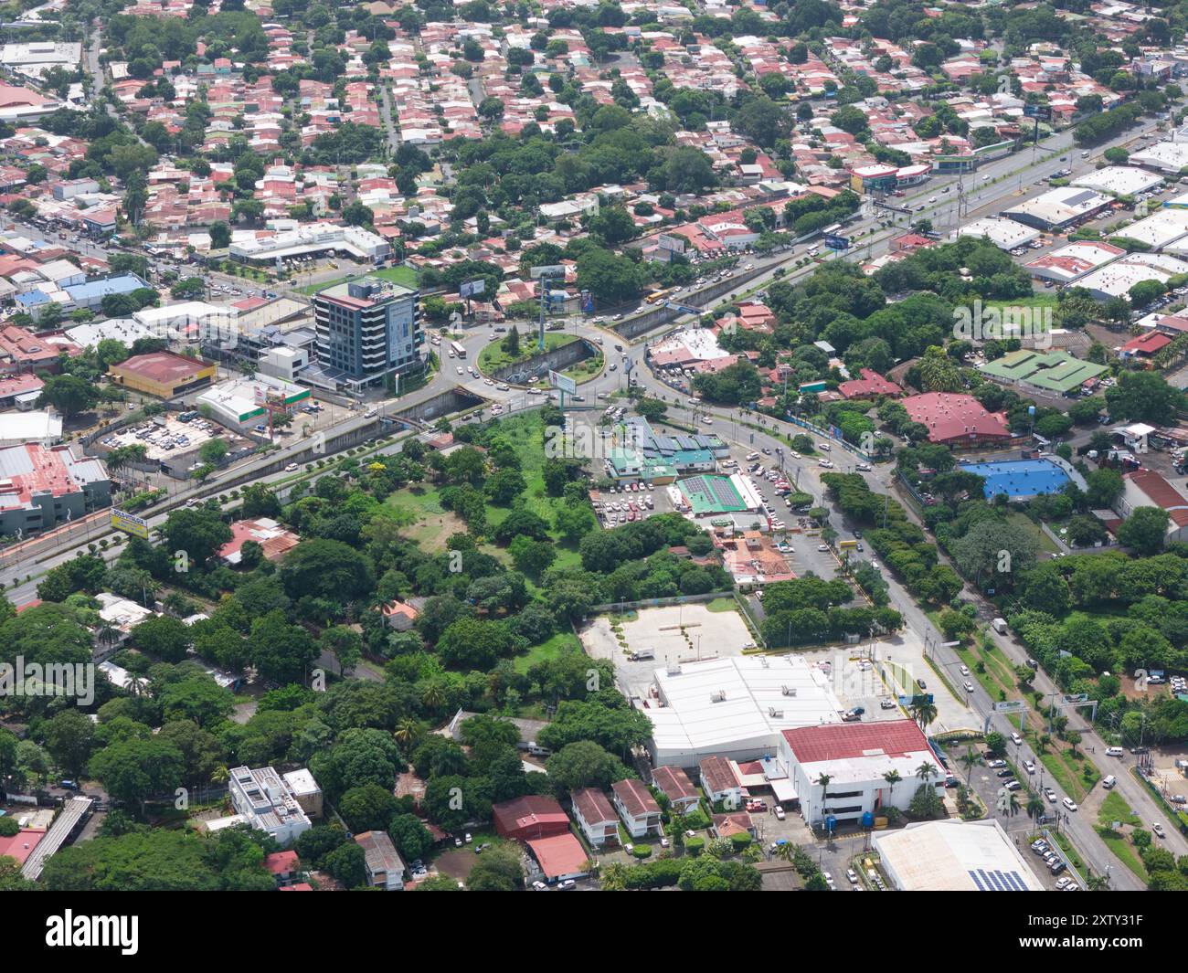 Managua, Nicaragua - August 16, 2024: Traffic in roundabout Managua ...