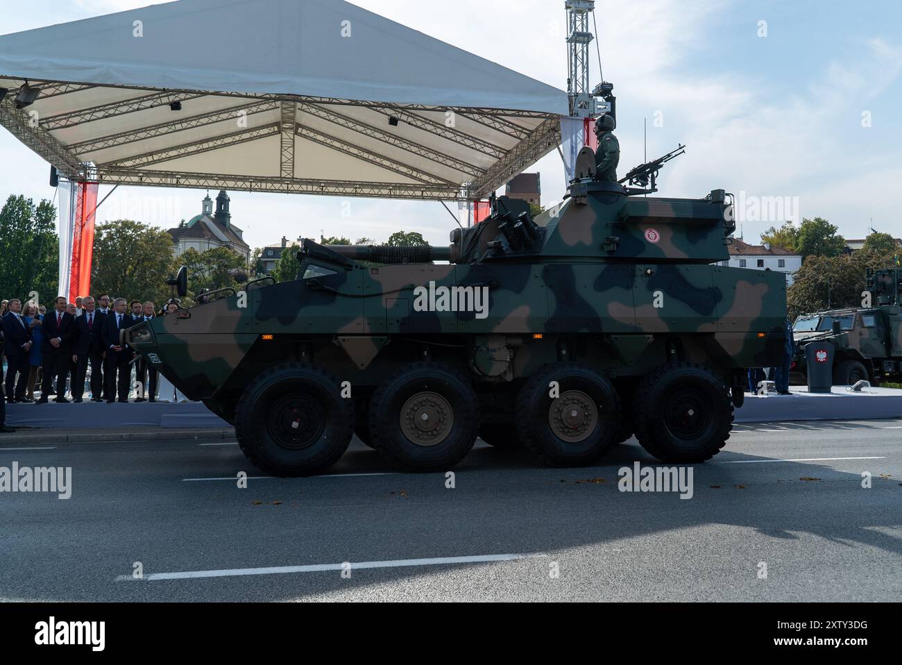 Polish servicemen present M120 Rak (self-propelled wheeled gun-mortar ...