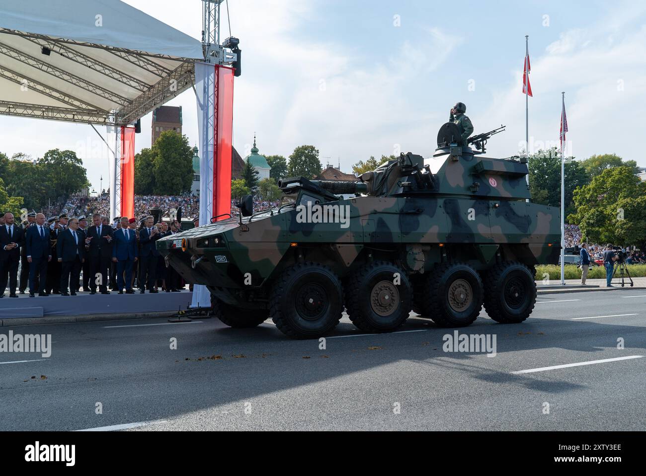Polish servicemen present M120 Rak (self-propelled wheeled gun-mortar ...