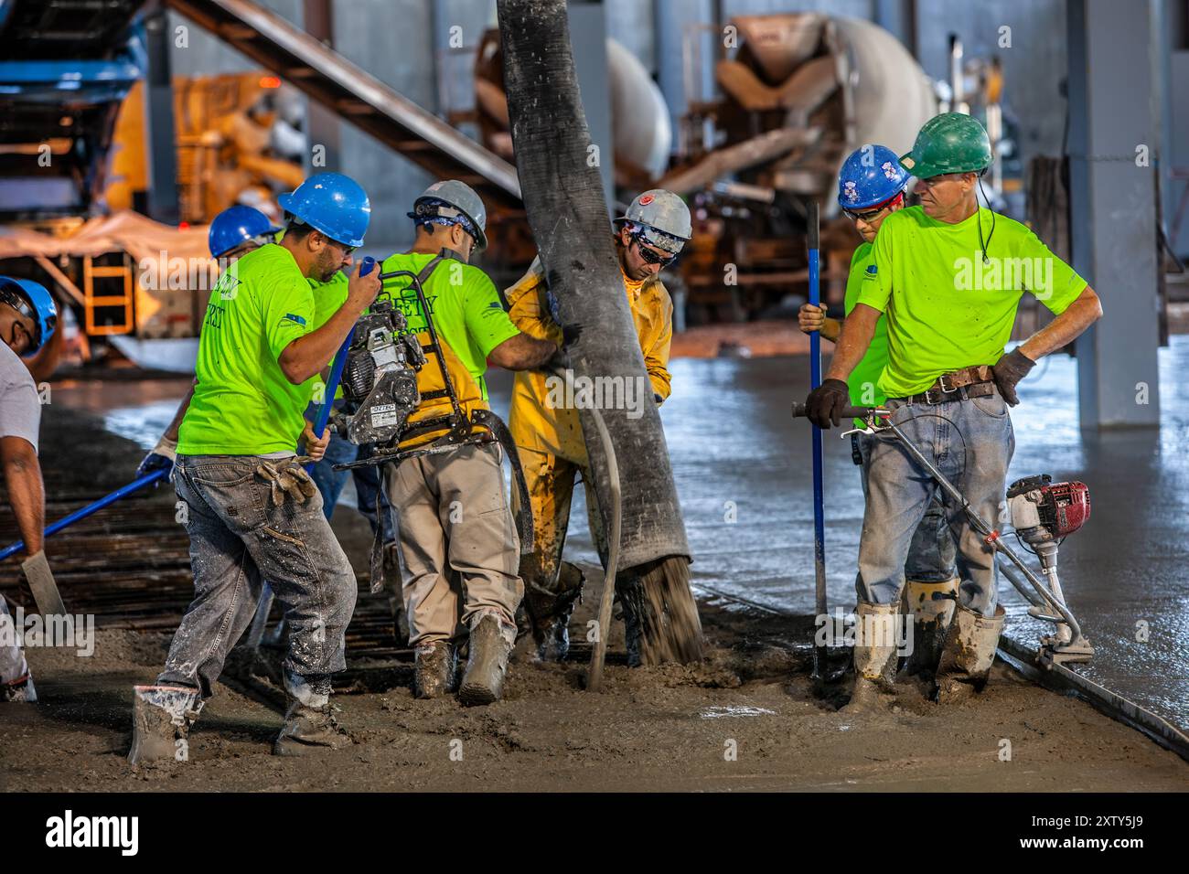 Rebar placement hi-res stock photography and images - Alamy