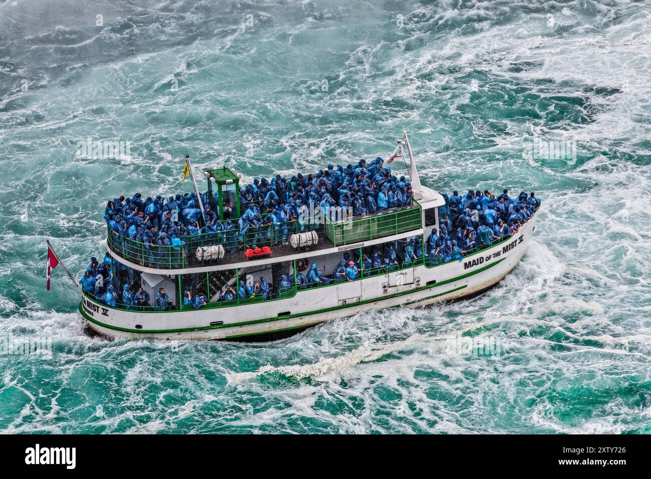 Maid of the Mist at the American Falls, Niagara Falls, Ontaria, Canada ...