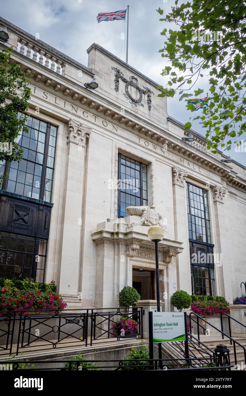 Islington Town Hall London. Islington Town Hall located on Upper Street ...
