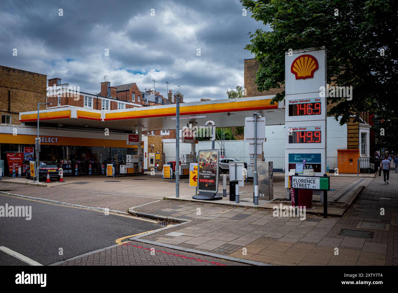 Petrol Station London. City Centre Garage Petrol Station. Shell Petrol ...