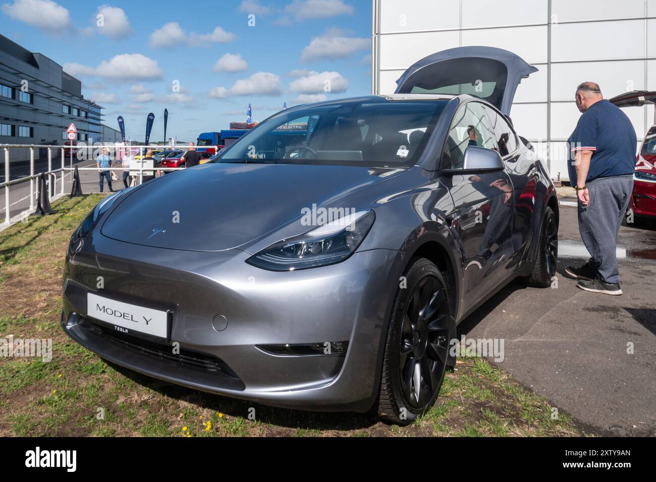 2024 model tesla hi-res stock photography and images - Alamy