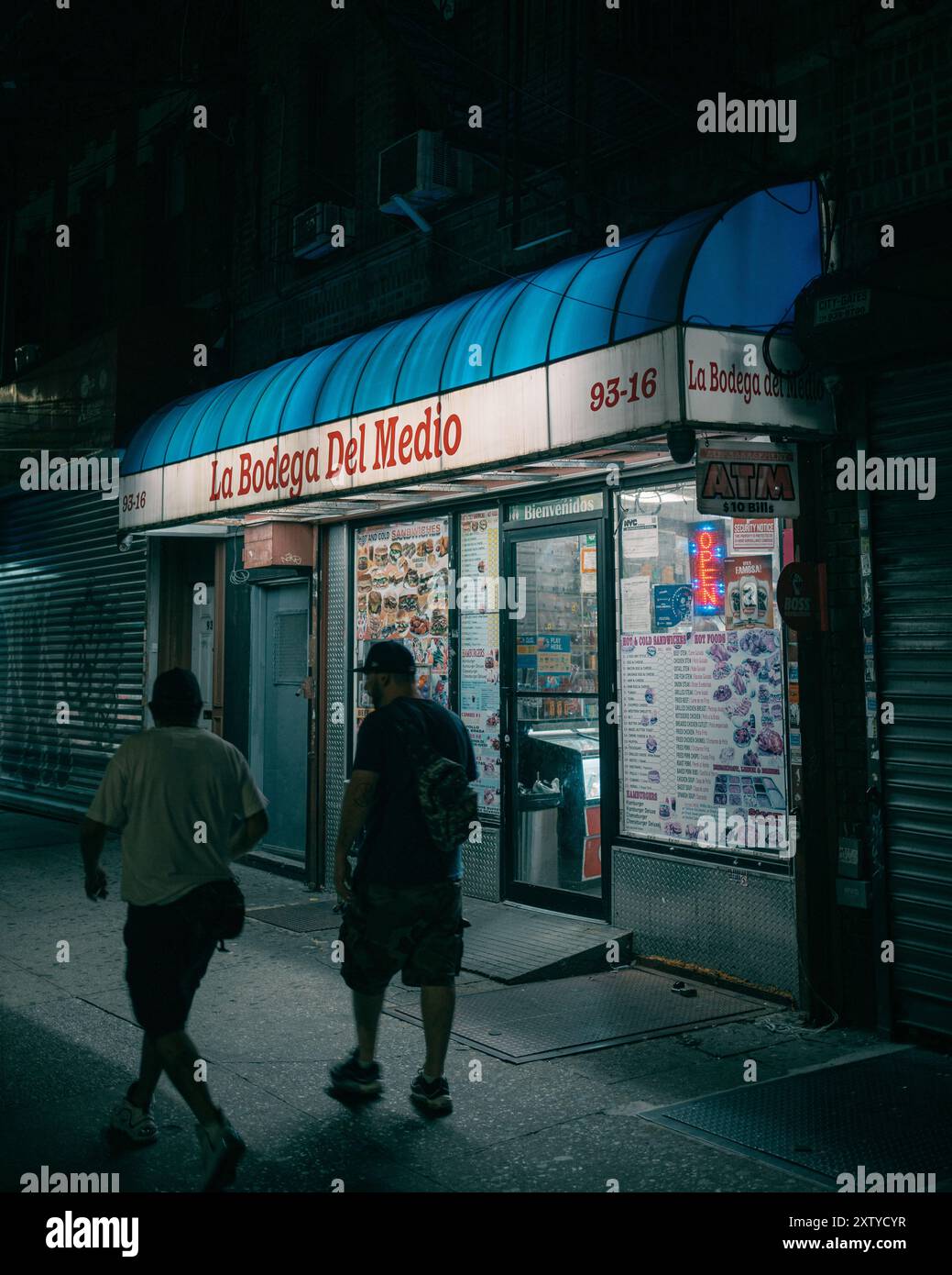 Old bodega new york hi-res stock photography and images - Alamy