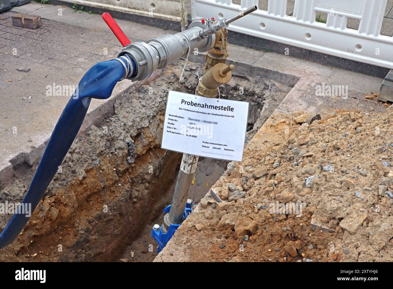 Spülen von Wasserleitungen Nach Abschluss einer Baumaßnahme an ...