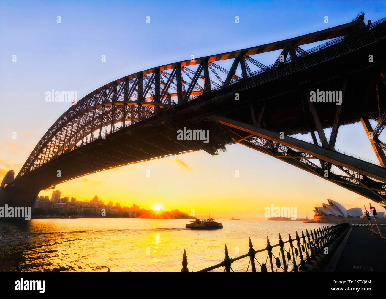 Postcard view of Sydney Harbour bridge arch over Sydney harbour at ...