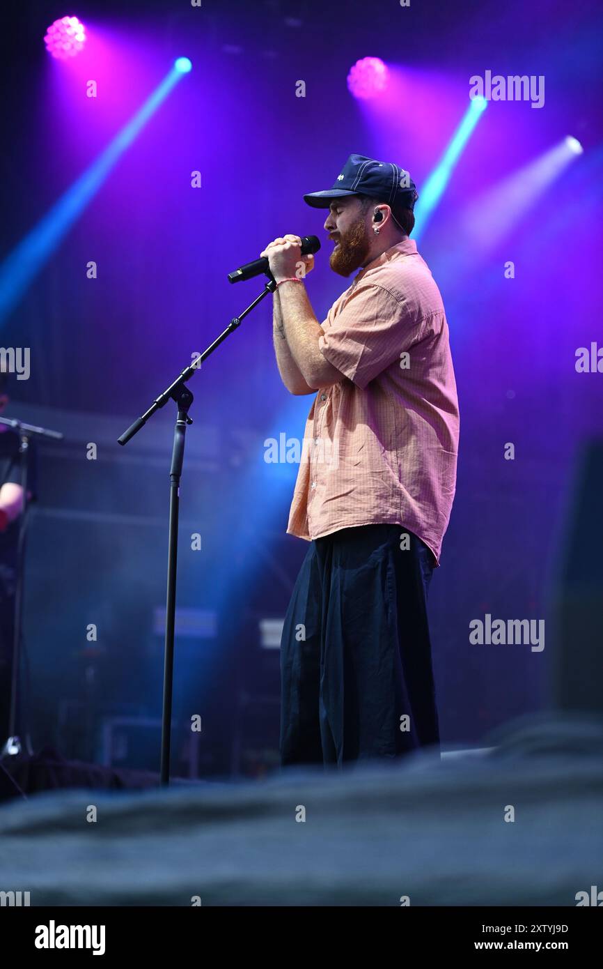 Sam tompkins 2024 hi-res stock photography and images - Alamy