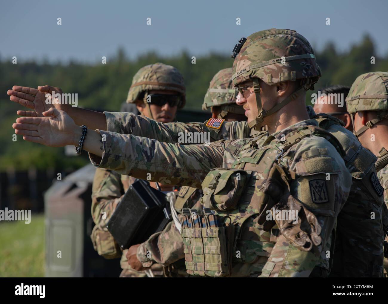 U s army artillery radar hi-res stock photography and images - Alamy