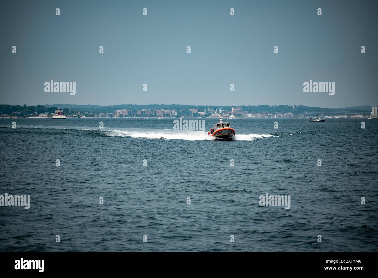 A 45-foot Response Boat from Coast Guard Station New London ferries ...