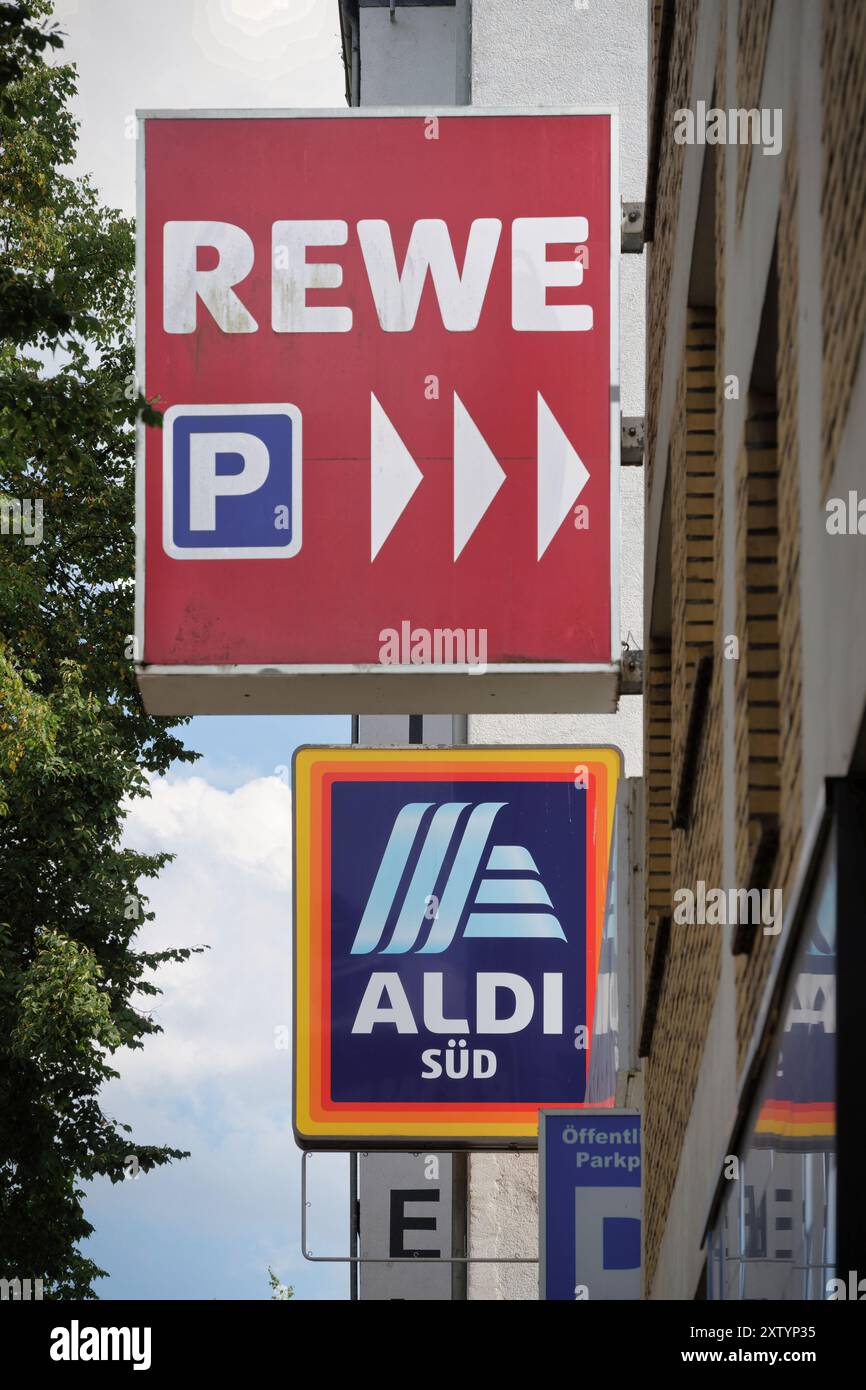 Cologne, Germany August 15 2024: advertising signs from discounter aldi ...