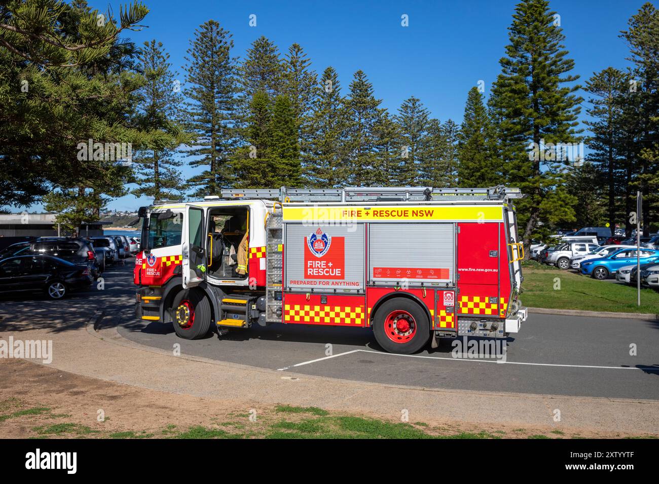Australian Fire Brigade fire engine parked at Mona Vale beach in Sydney ...