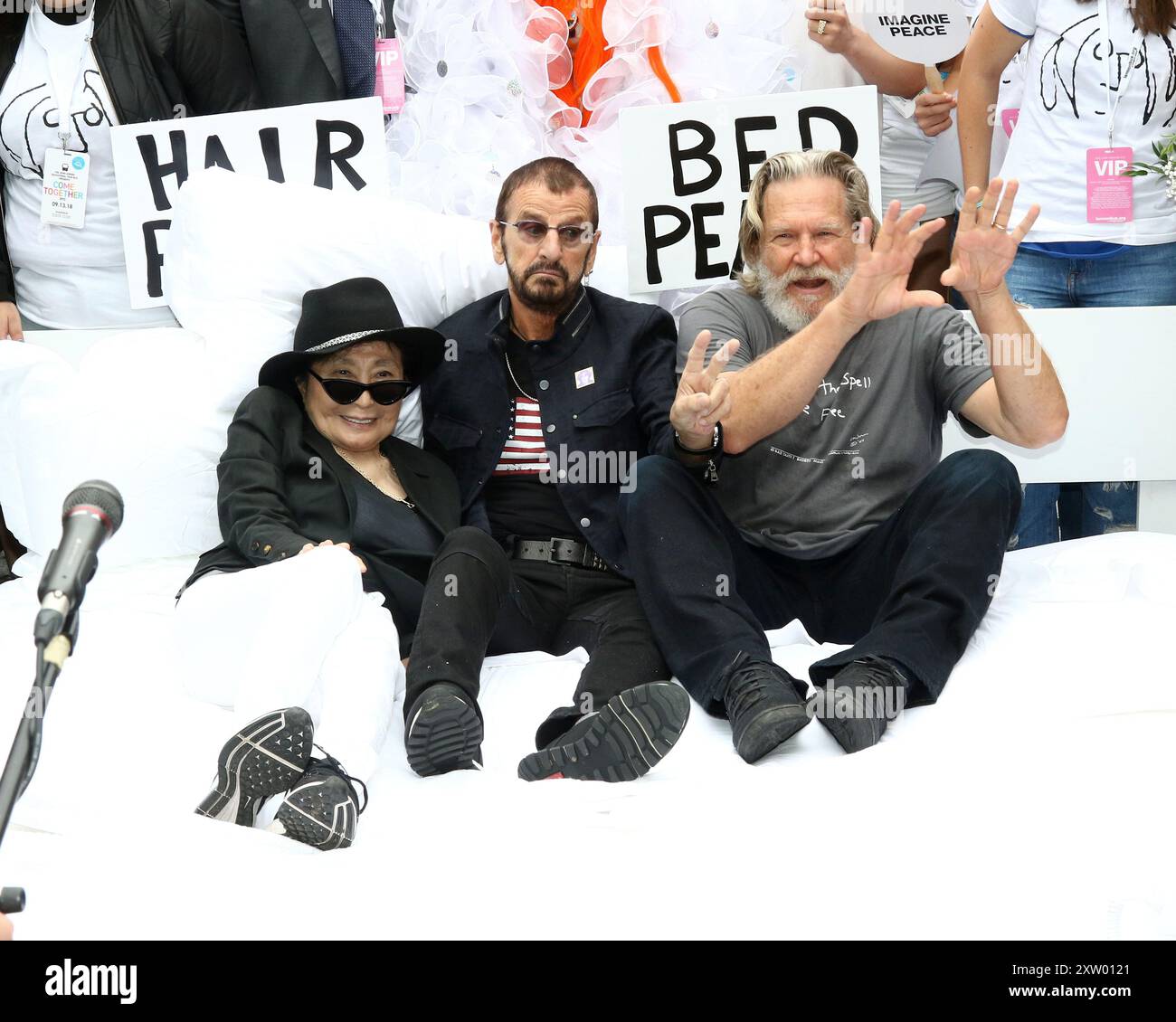 Yoko Ono, Ringo Starr and Jeff Bridges attend the Fifth Annual Come ...