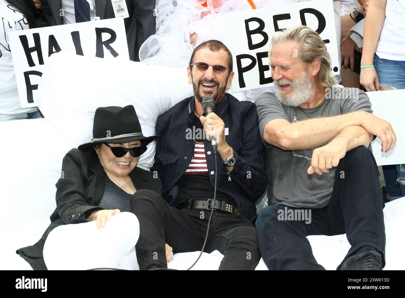 Yoko Ono, Ringo Starr and Jeff Bridges attend the Fifth Annual Come ...
