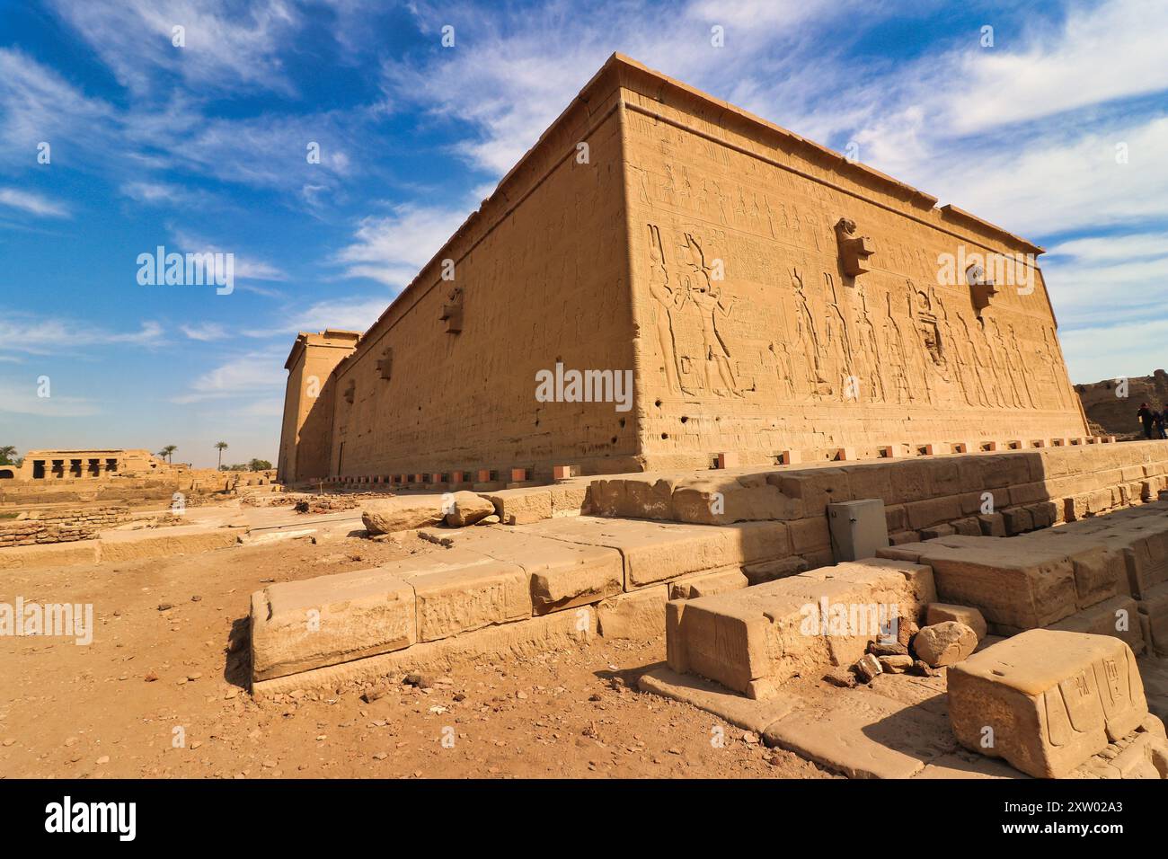 Dendera Temple - Rear view with reliefs of Hathor and Pharoah accepting ...