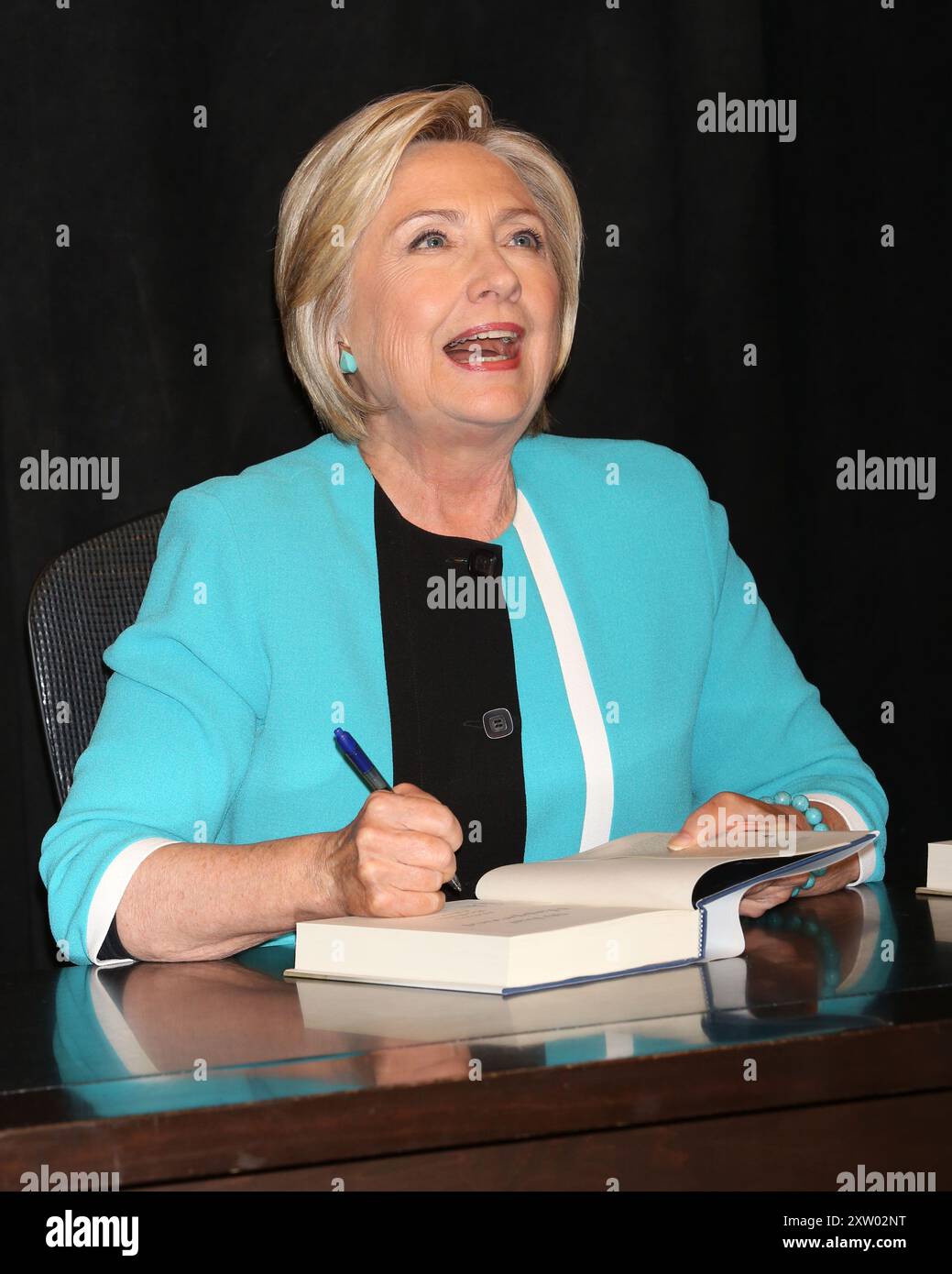 Hillary Clinton signs copies of her new book "What Happened" at Barnes ...