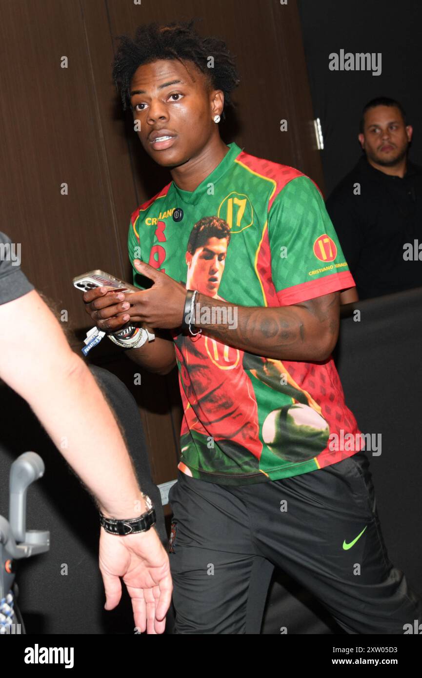 Ishowspeed hi-res stock photography and images - Alamy