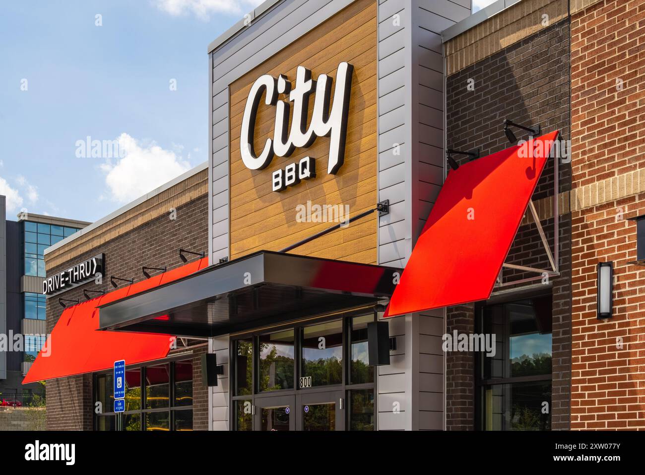 B rick building hi-res stock photography and images - Alamy