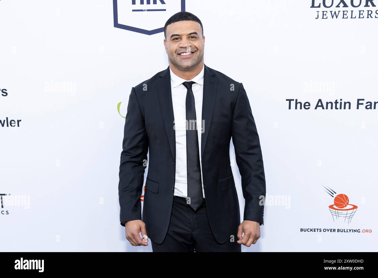Shawne Merriman attends the arrivals of the 24th Harold & Carole Pump ...