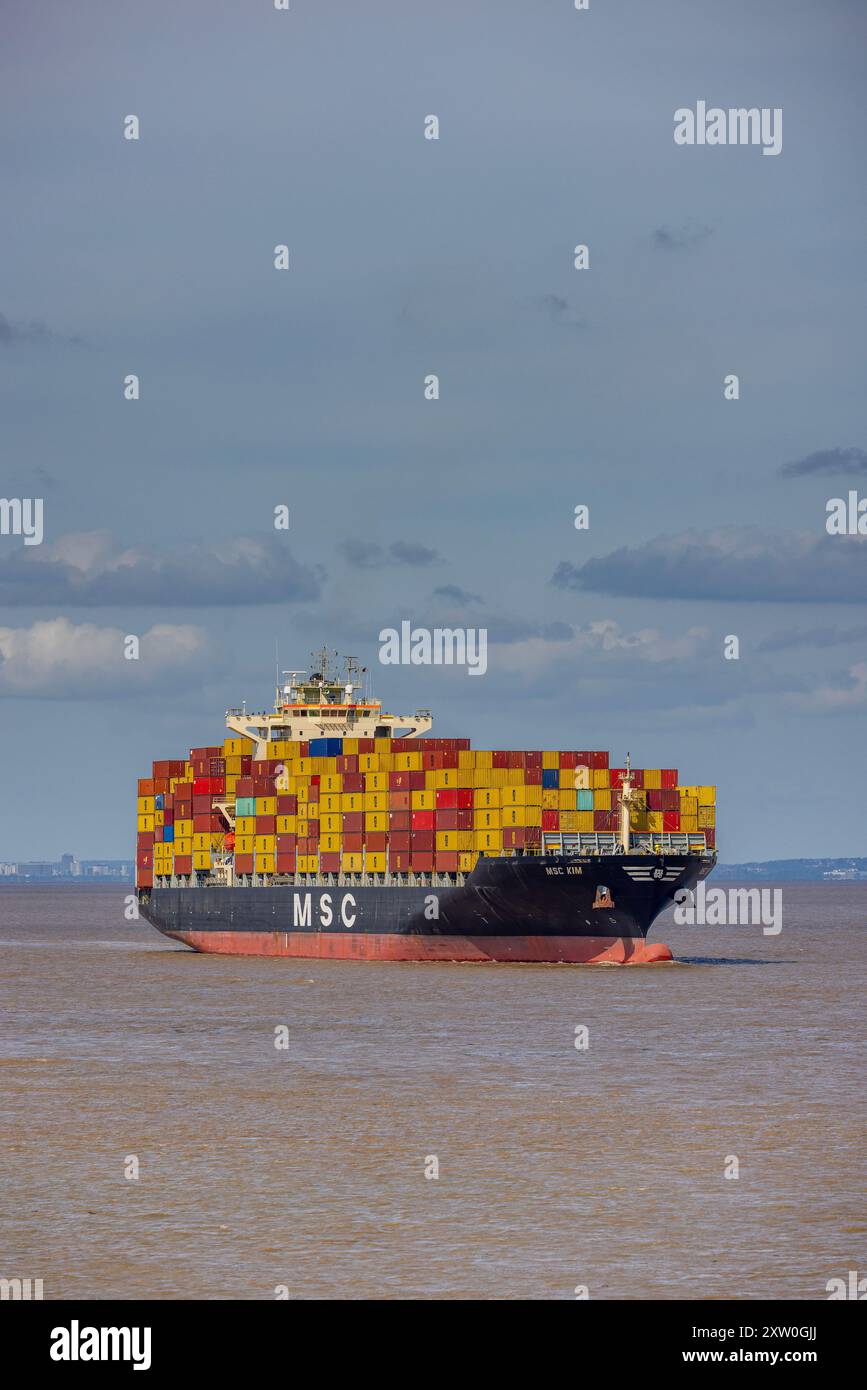 Laden containers hi-res stock photography and images - Alamy