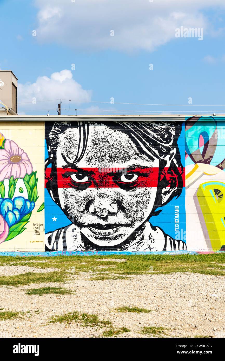 Mural of a girl at Graffiti Park Downtown Houston, Texas, USA Stock ...