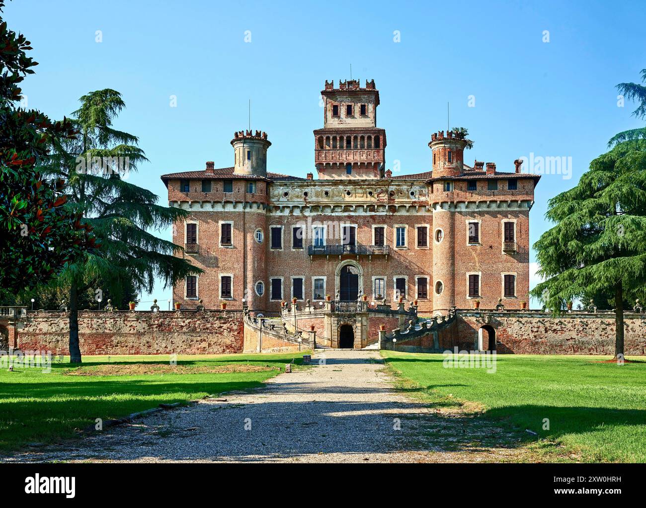 Chignolo Po (Pv) il Castello Procaccini Stock Photo - Alamy