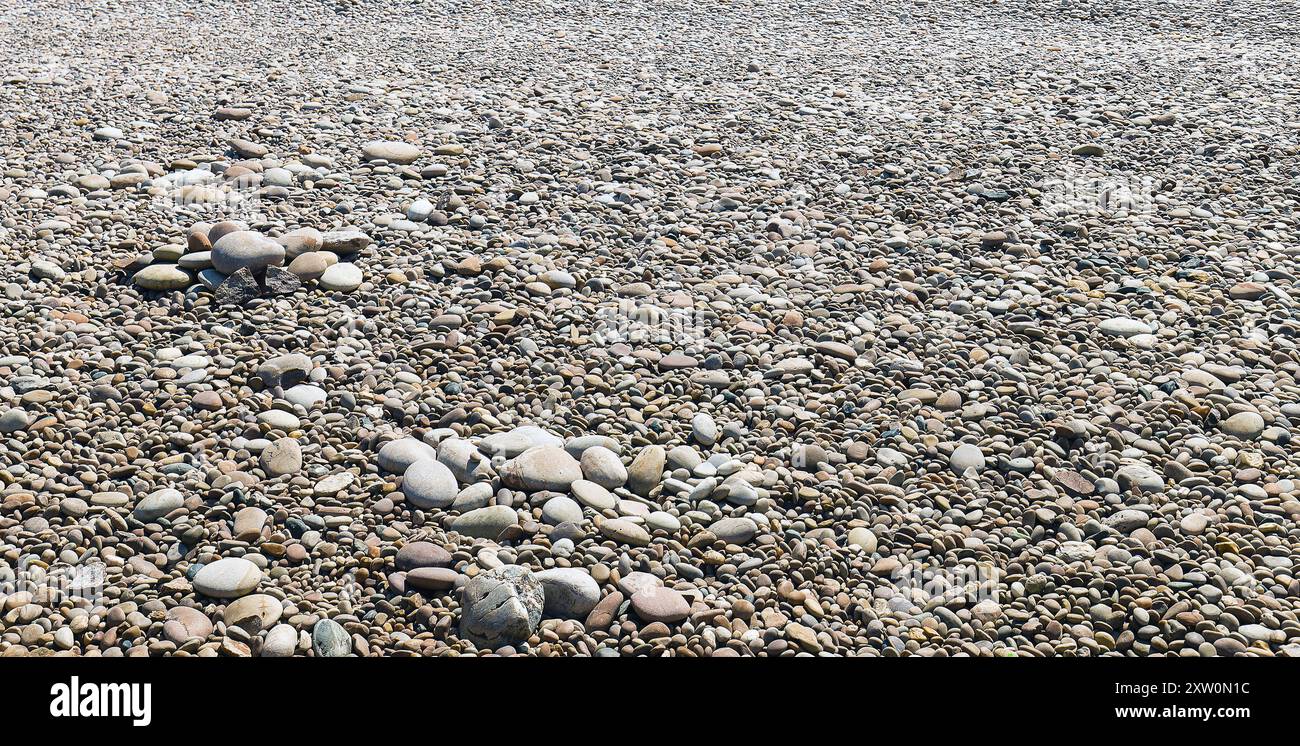 Round pebbles different colour pebbles hi-res stock photography and ...