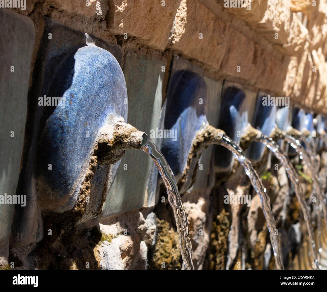 Water spouts hi-res stock photography and images - Alamy