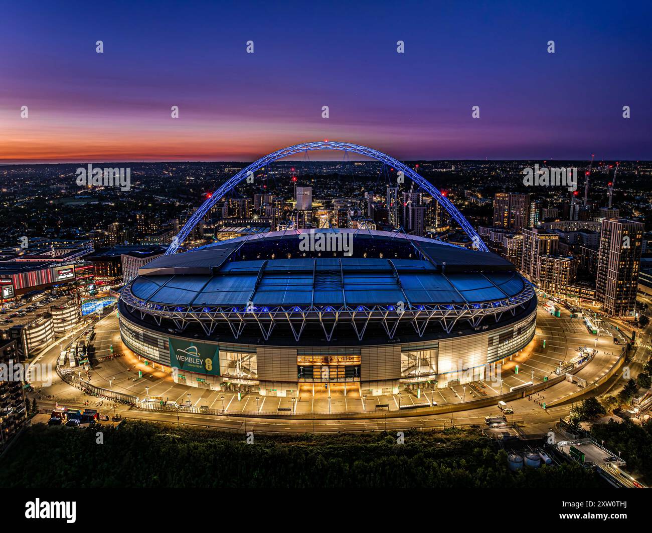 Wembley stadium london united hi-res stock photography and images - Alamy