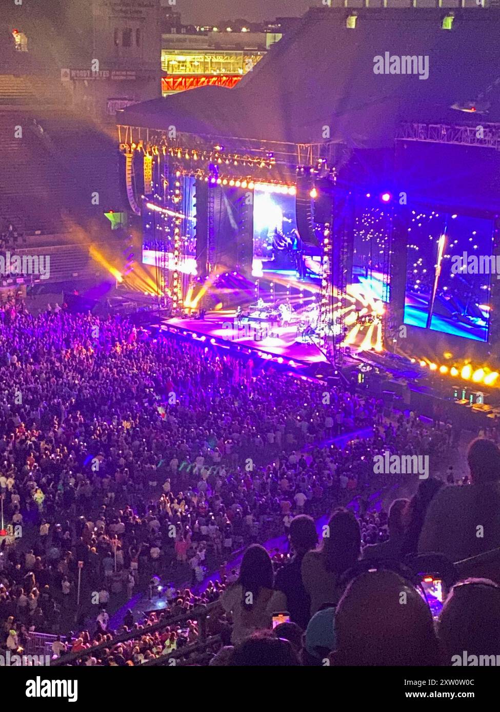 Columbus, Ohio, USA - 7 August 2023: Lights flashing Looking down at a ...