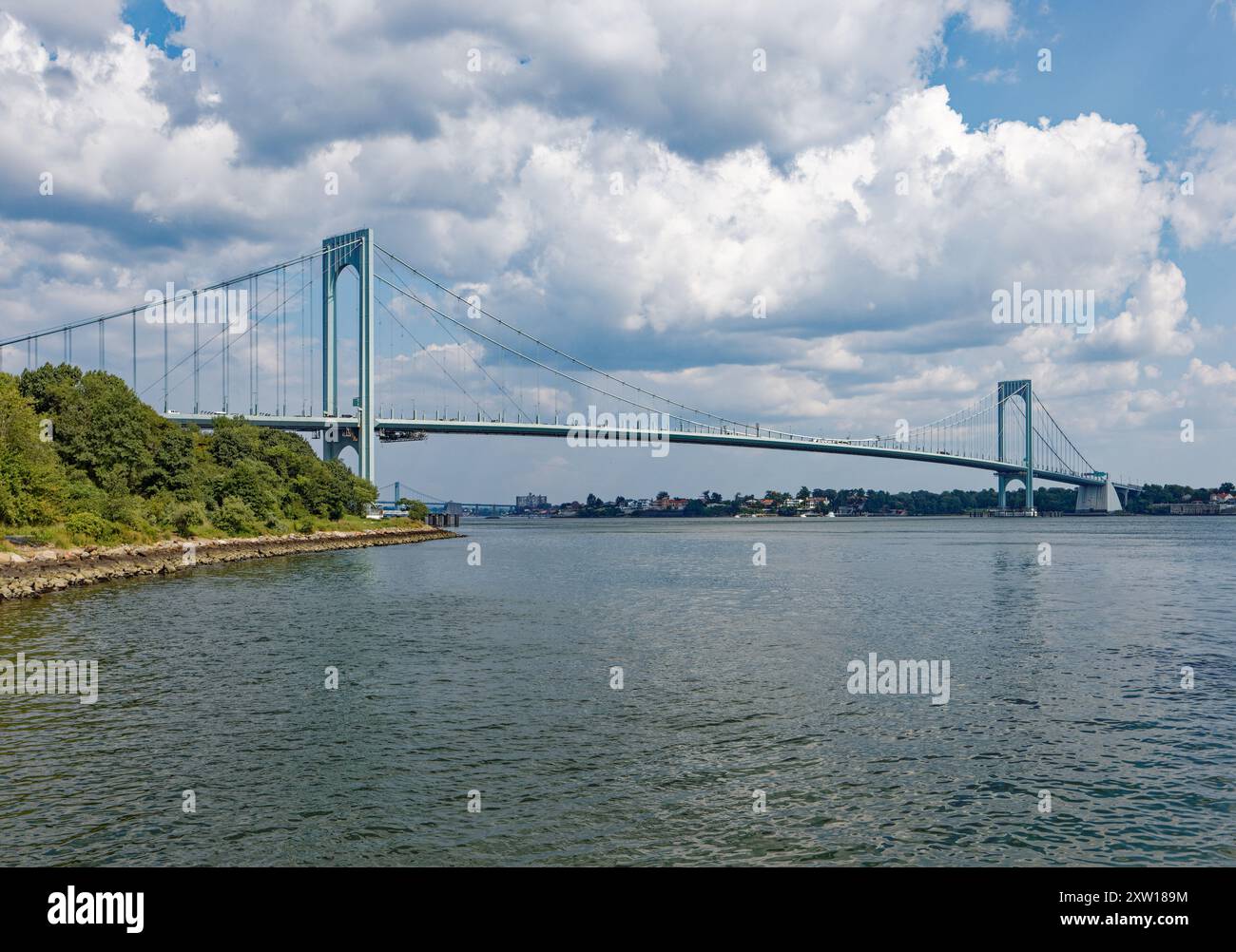 The Bronx-Whitestone Bridge is an East River suspension bridge ...