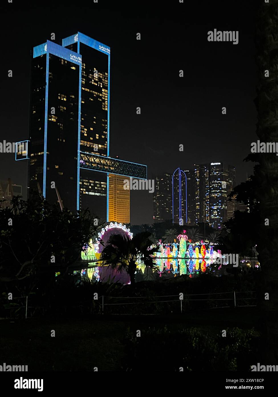 Dubai landmard, the One Za’abeel - Holds the record for longest ...