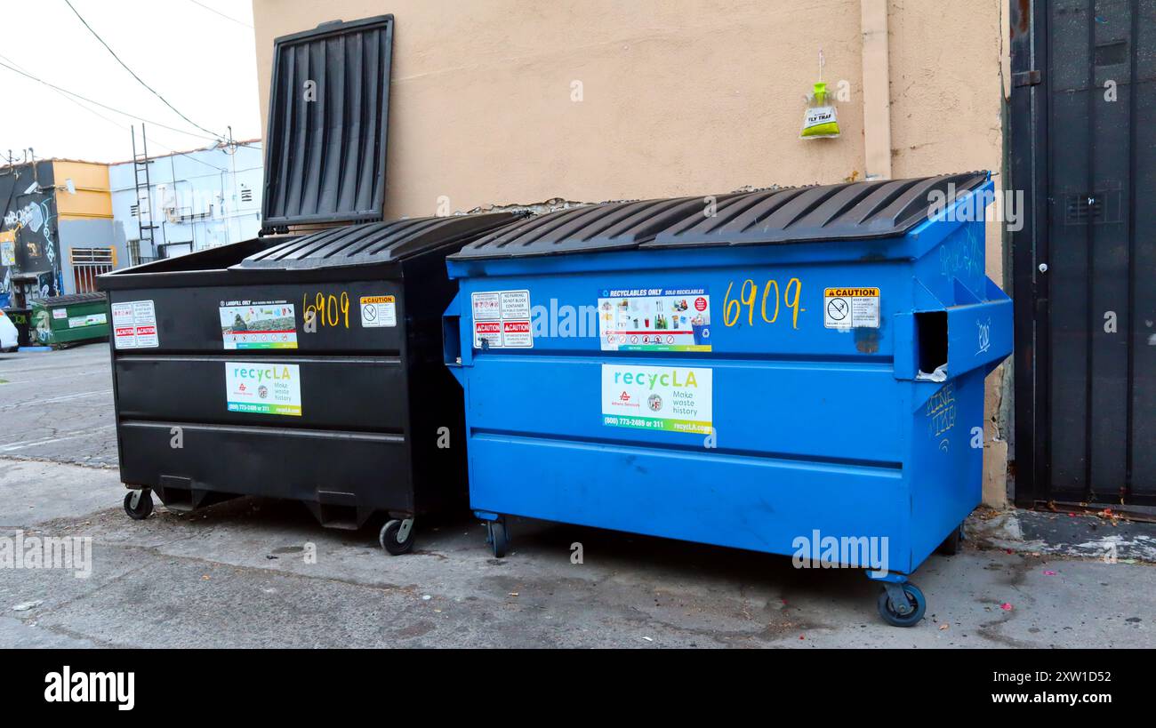 Los Angeles, California: RecycLA Athens Services, Garbage Containers ...
