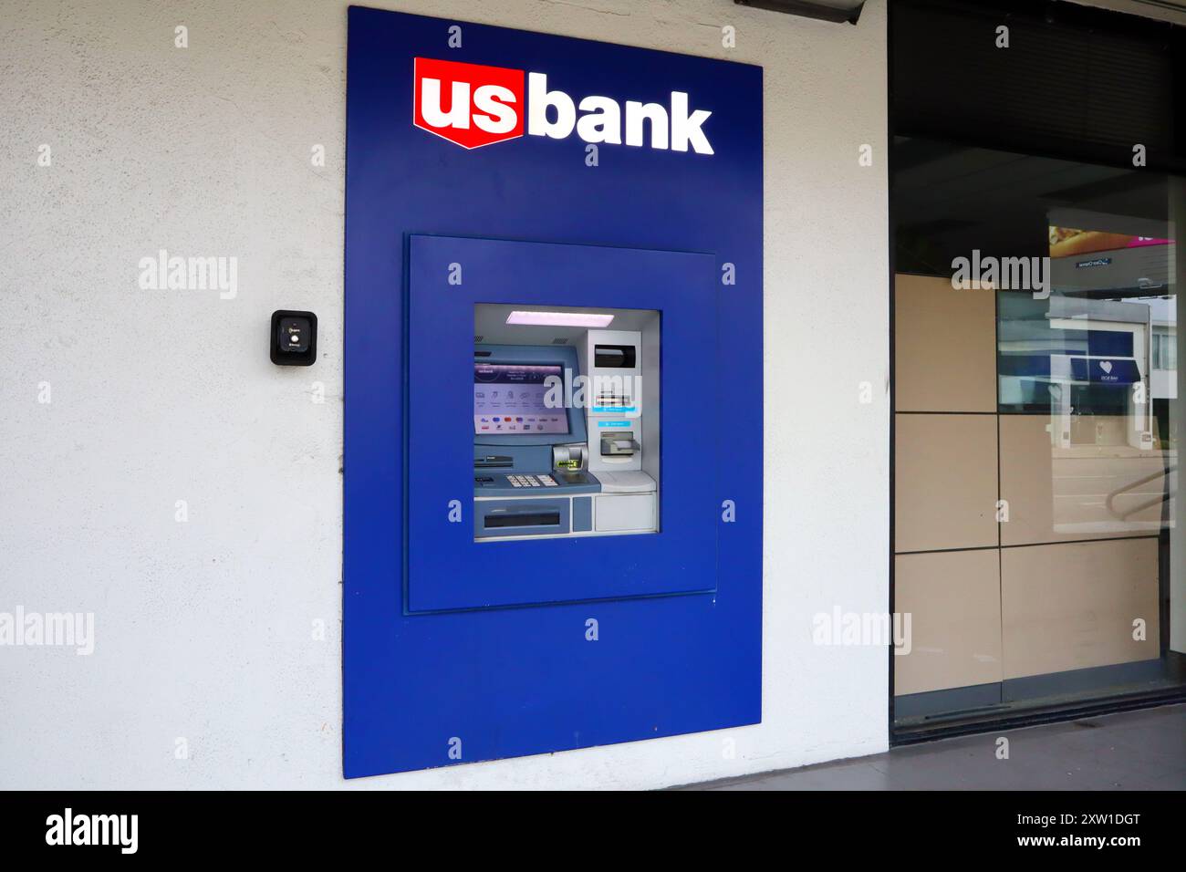 Us bank building los angles hi-res stock photography and images - Alamy