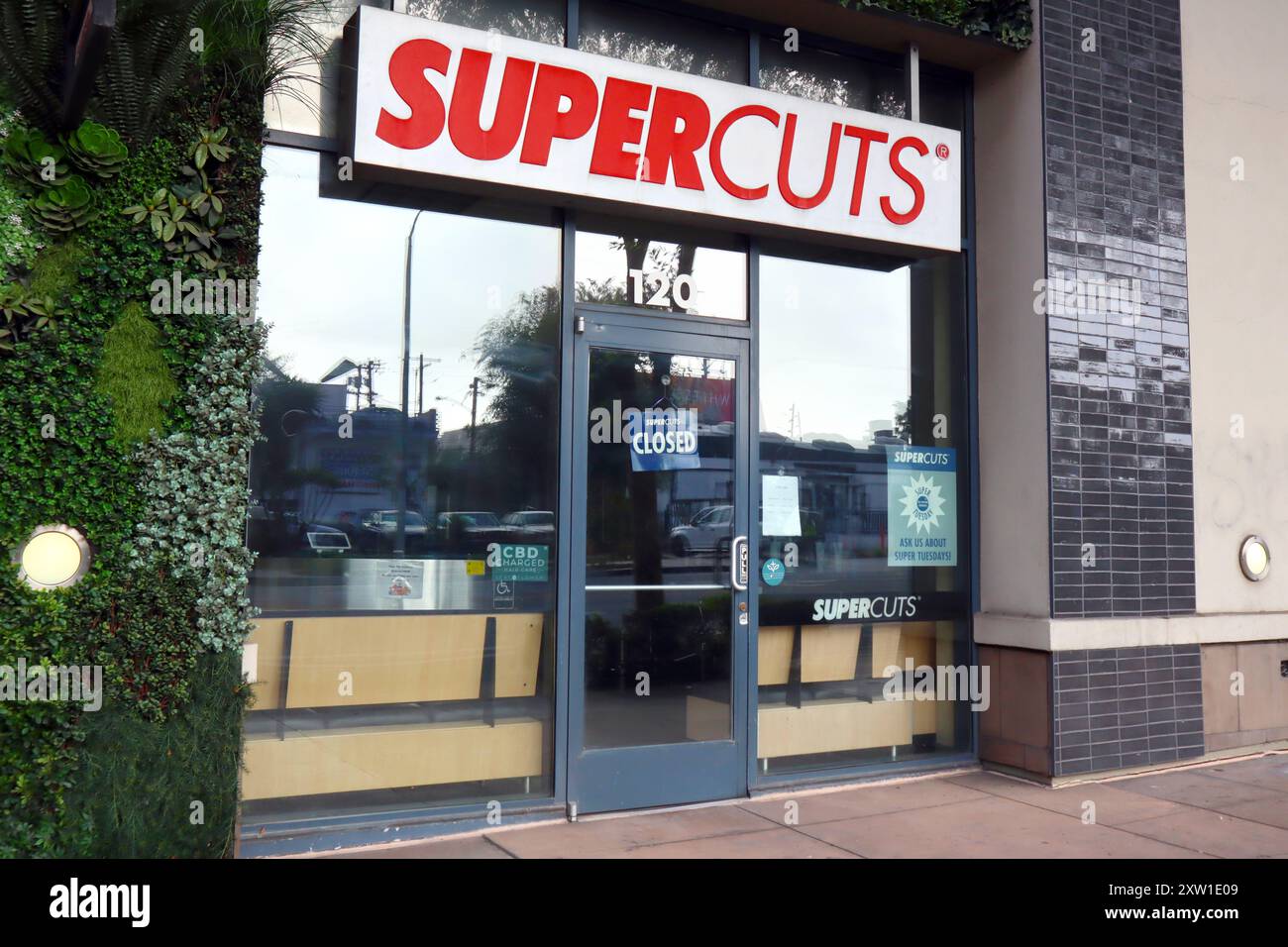 Supercut hi-res stock photography and images - Alamy