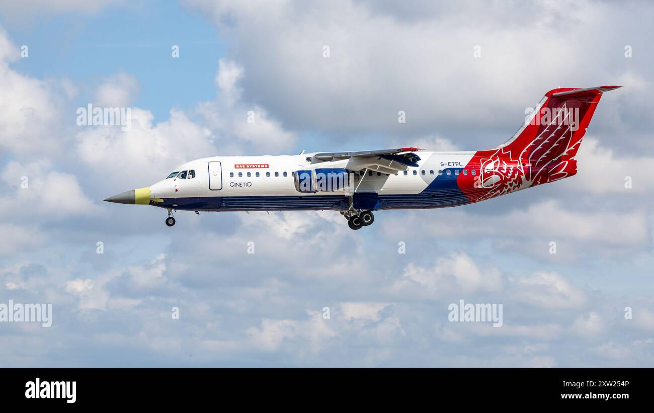 QinetiQ - British Aerospace Avro RJ100, arriving at RAF Fairford to ...