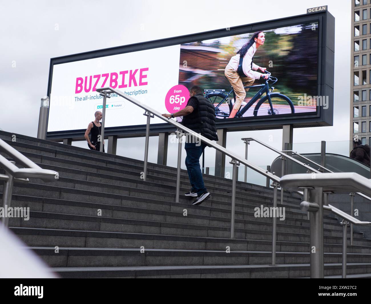 Ocean Outdoor advert screen, a type of Digital out of Home advertising ...