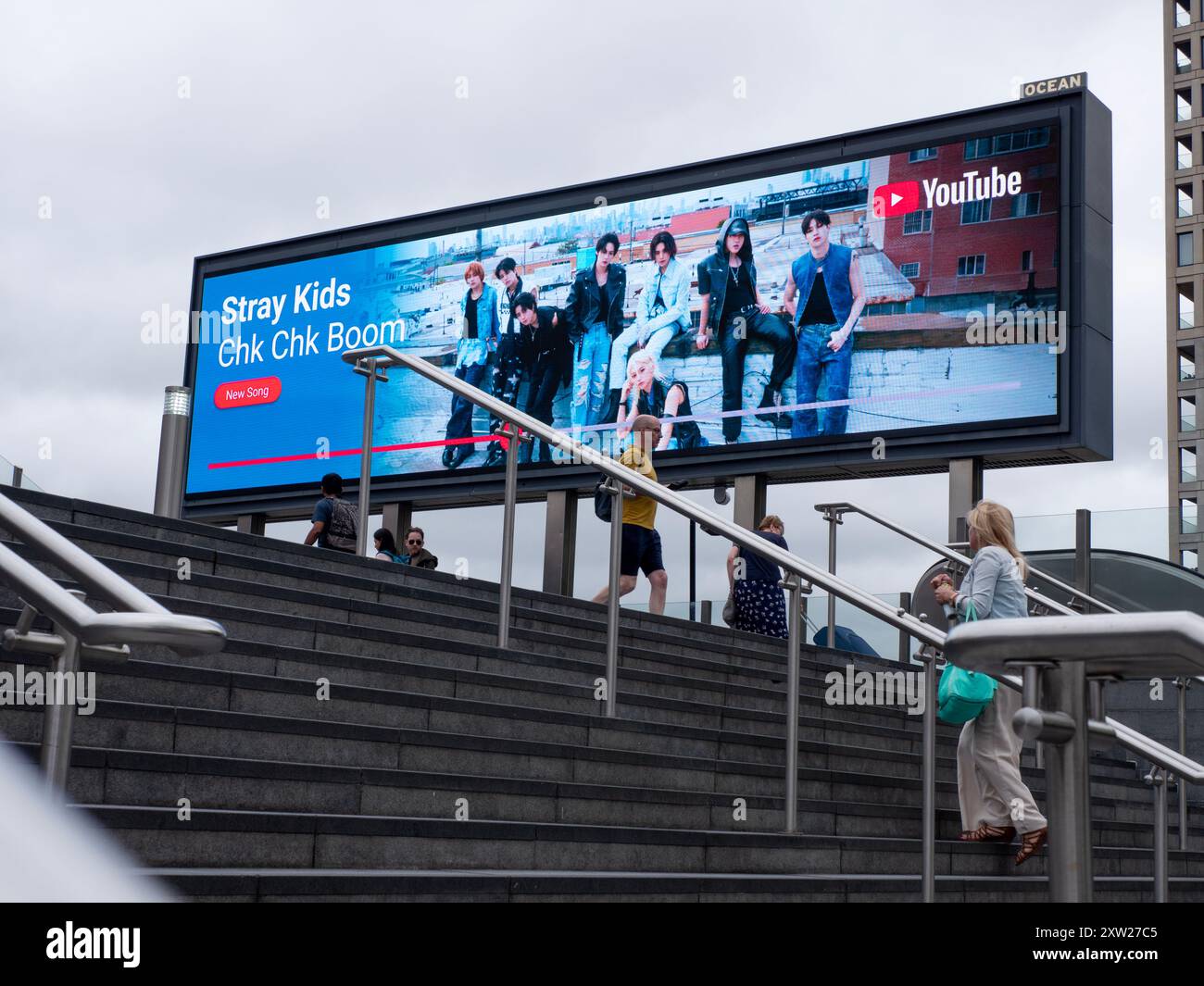 Ocean Outdoor advert screen, a type of Digital out of Home advertising ...