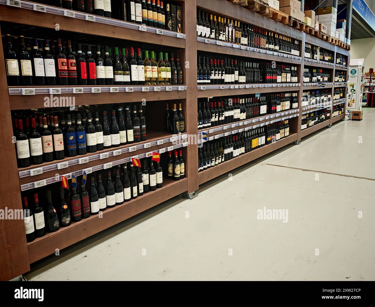 food trade in a supermarket,and moore goods food trade in a supermarket ...