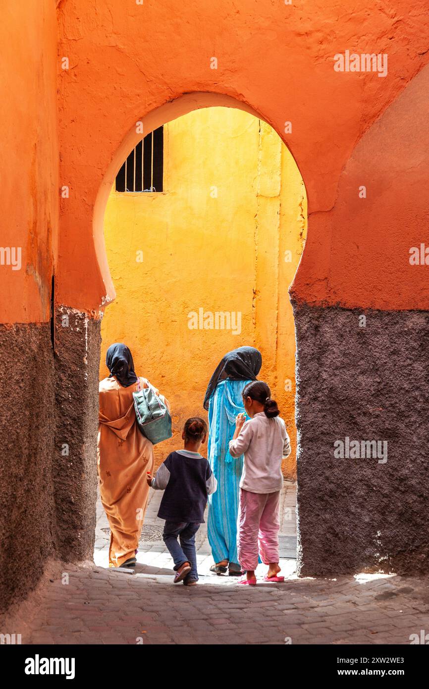 Marrakech medina district hi-res stock photography and images - Alamy