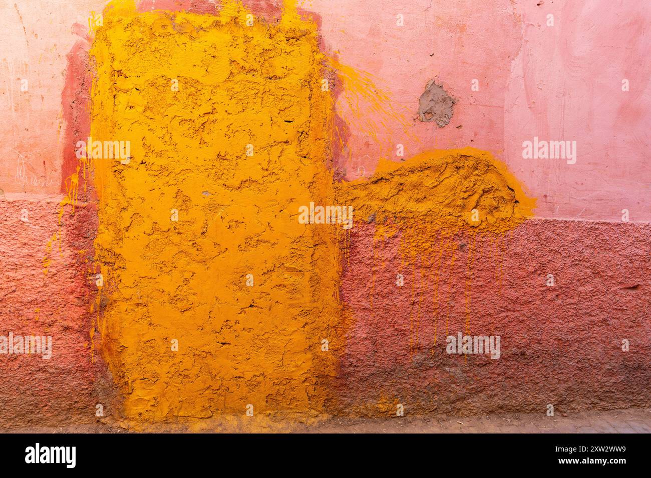 Condemned entrance hi-res stock photography and images - Alamy