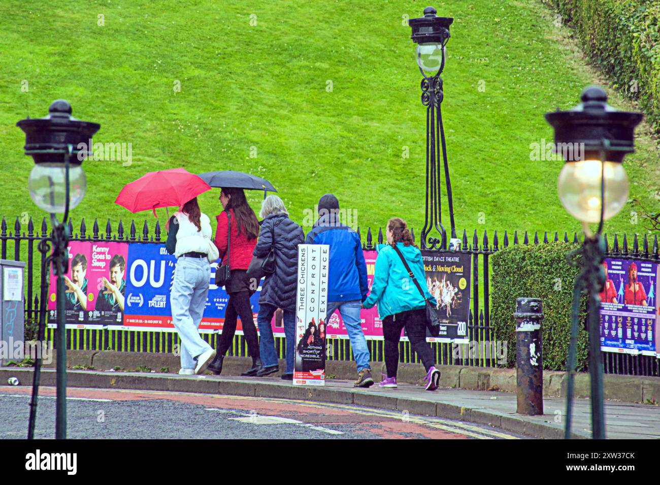 Edinburgh, Scotland, UK. 17th August, 2024. UK Weather: Wet Fringe on ...