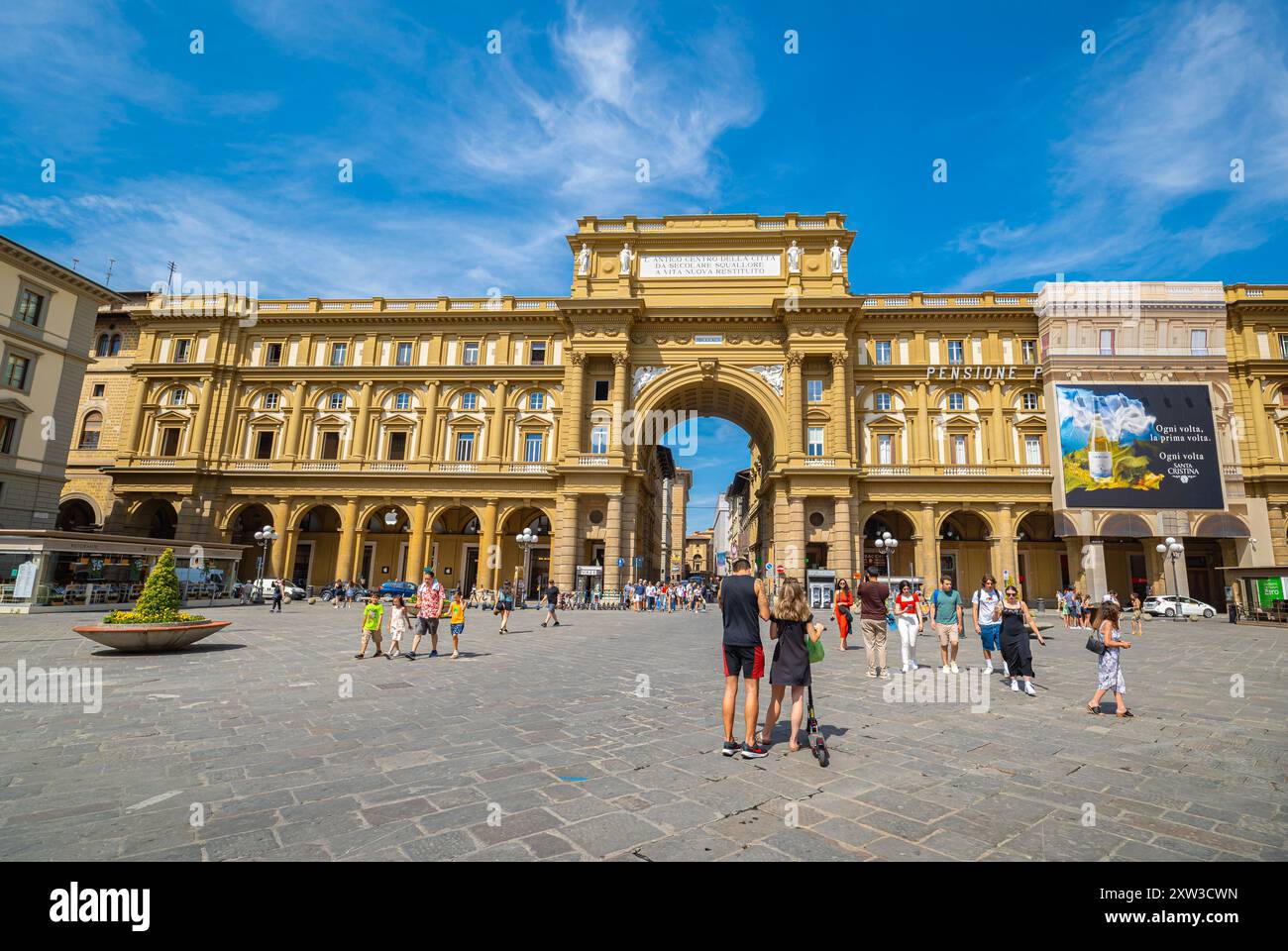 Triumphal Arch on Republic Square in the historic city of Firenze ...