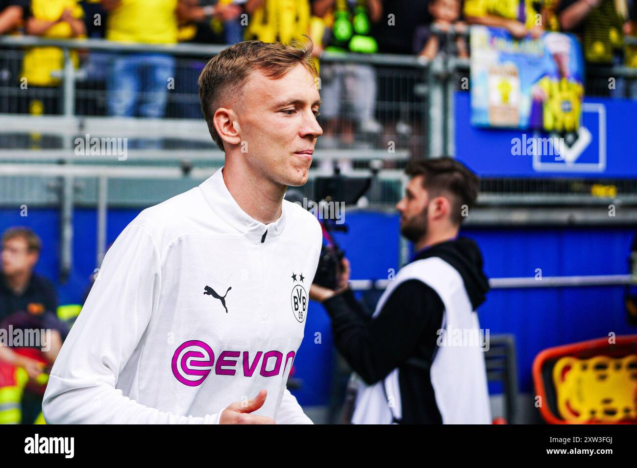 Maximiian Beier (Borussia Dortmund, #14) GER, 1. FC Phoenix Luebeck vs ...